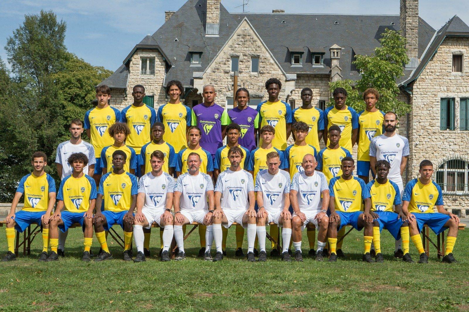 Joueur, staffs , calendriers et classements